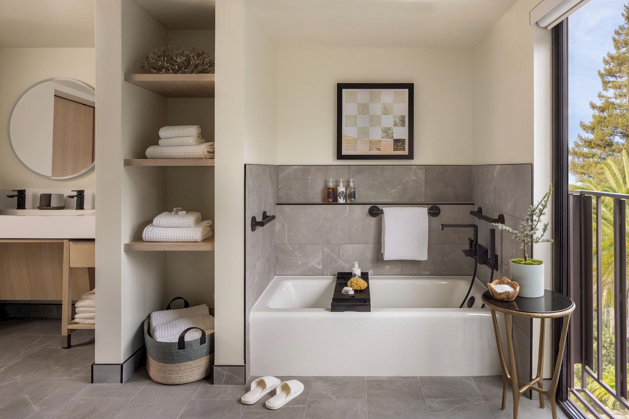 Casa Mani Resort Napa Valley | Mani Brothers